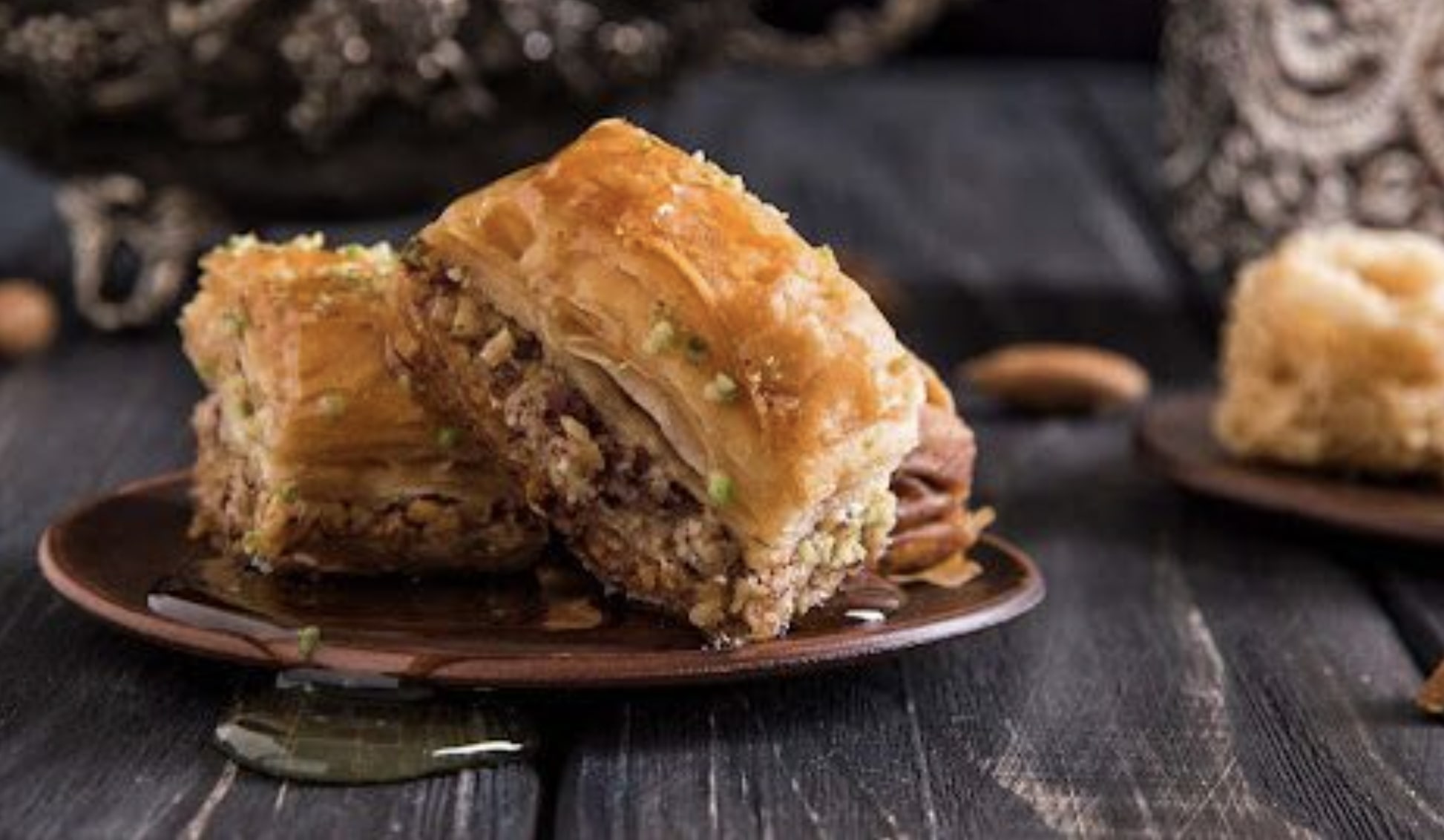 Persian pastry shop opens today in Old Ashburn