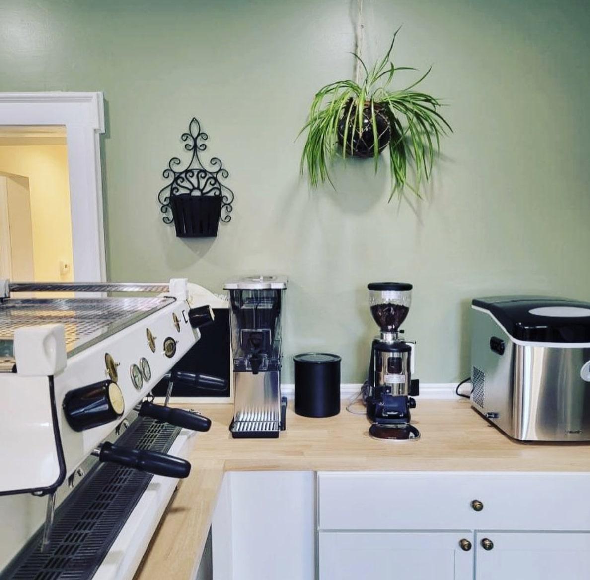 New botanical cafe coming to downtown Leesburg - The Burn